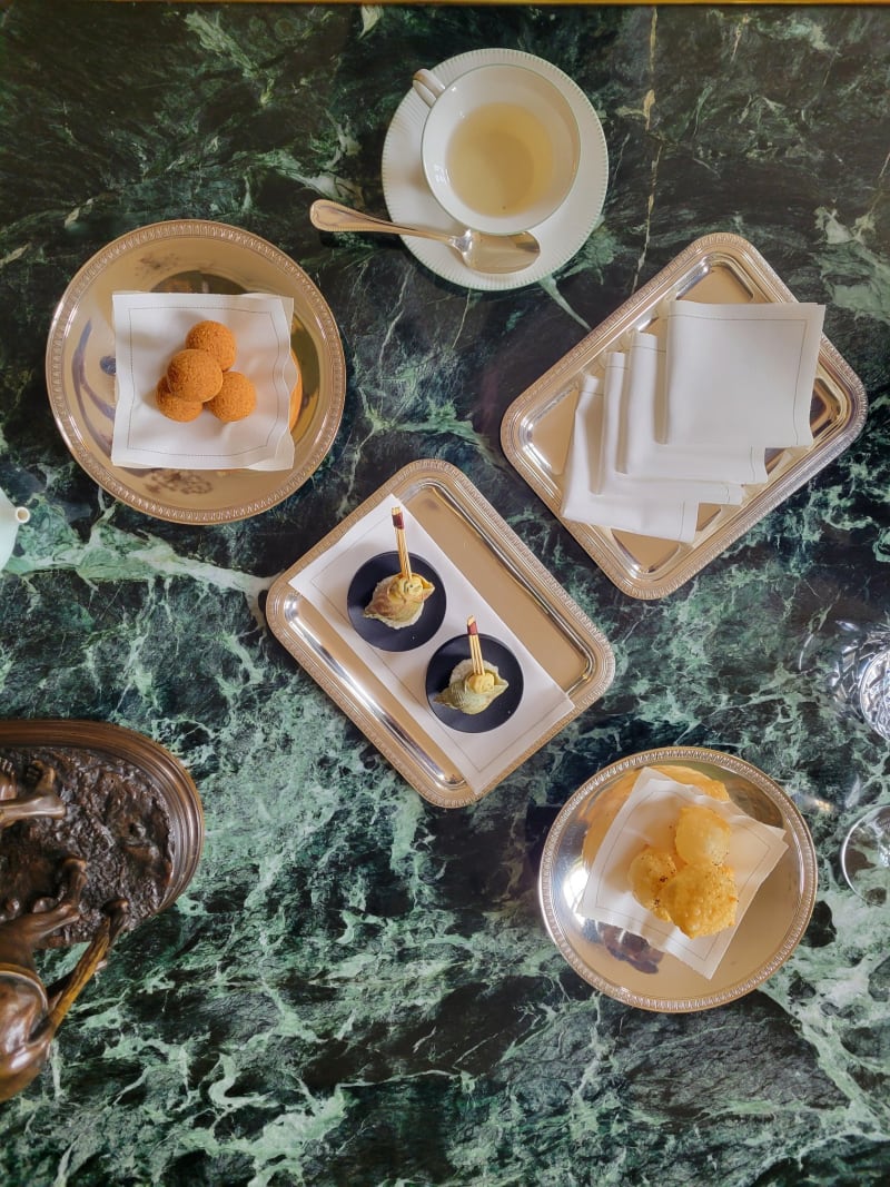 Le Clarence in Paris - Restaurant Reviews, Menu and Prices | TheFork