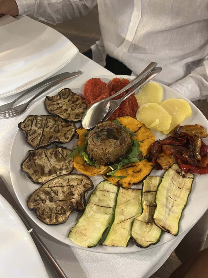 Medì Restaurant Wine & Food a Foligno - Menu, prezzi, immagini ...