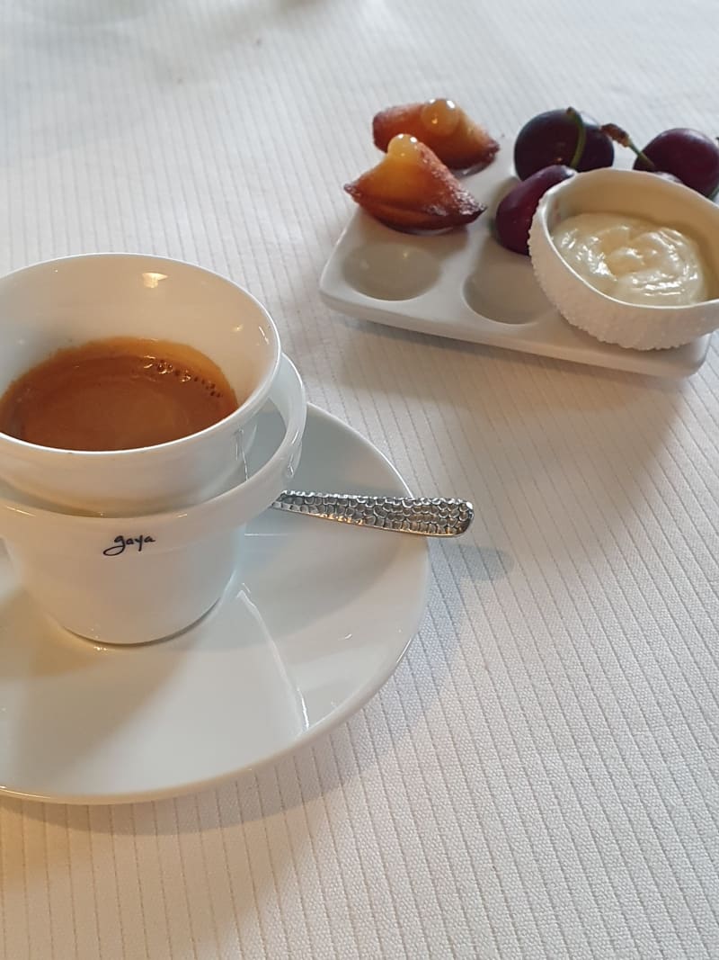 Restaurant Gaya à Paris - Menu, avis, prix et réservation | TheFork