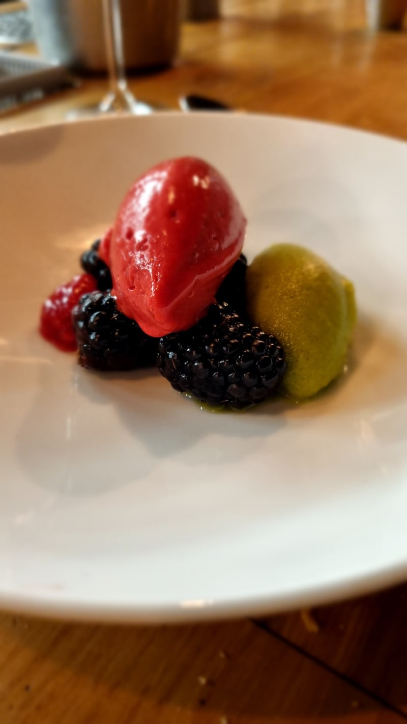Pierre Sang In Oberkampf in Paris - Restaurant Reviews, Menu and Prices ...