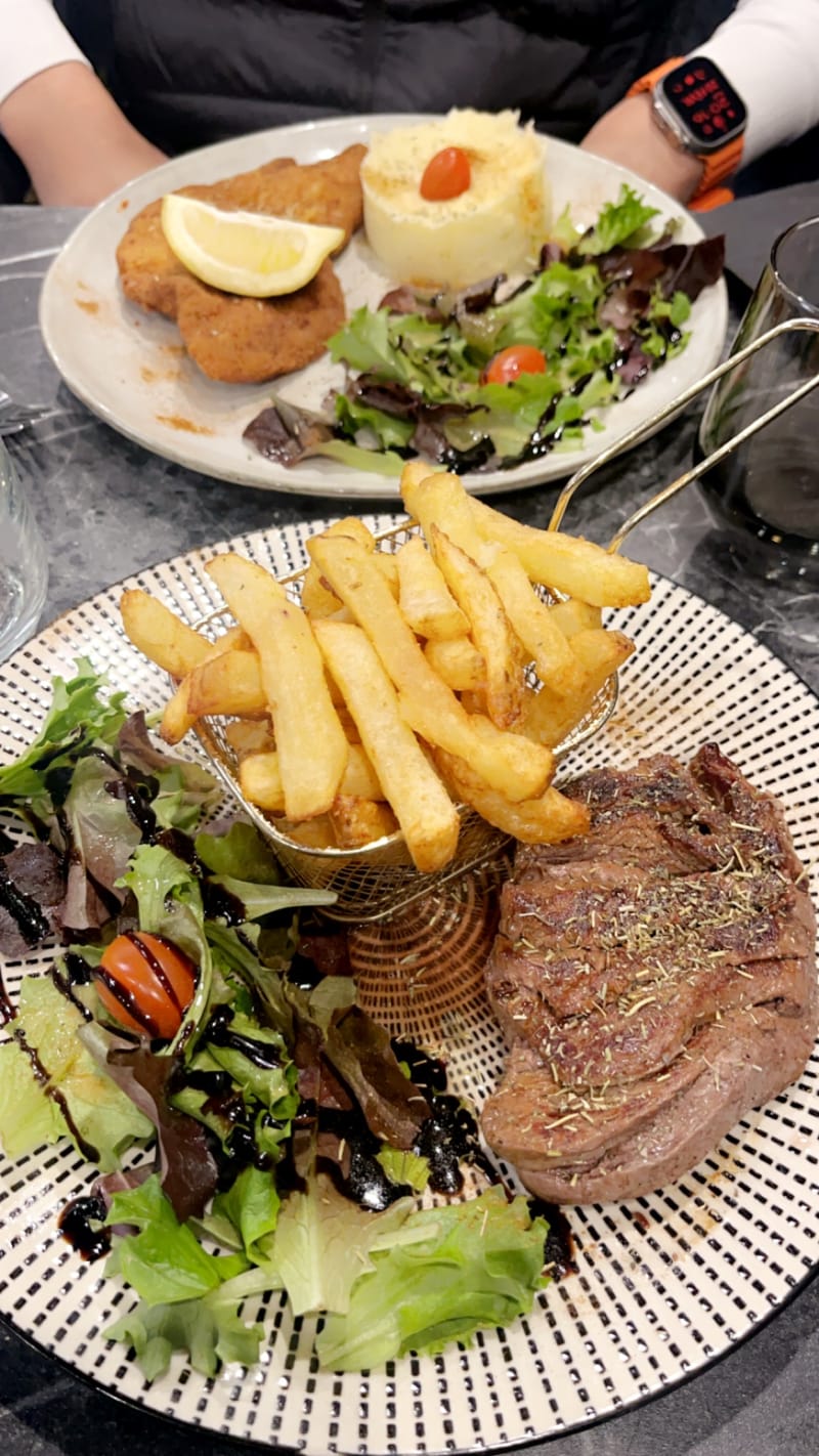 Le Duplex in Marseille - Restaurant Reviews, Menu and Prices | TheFork