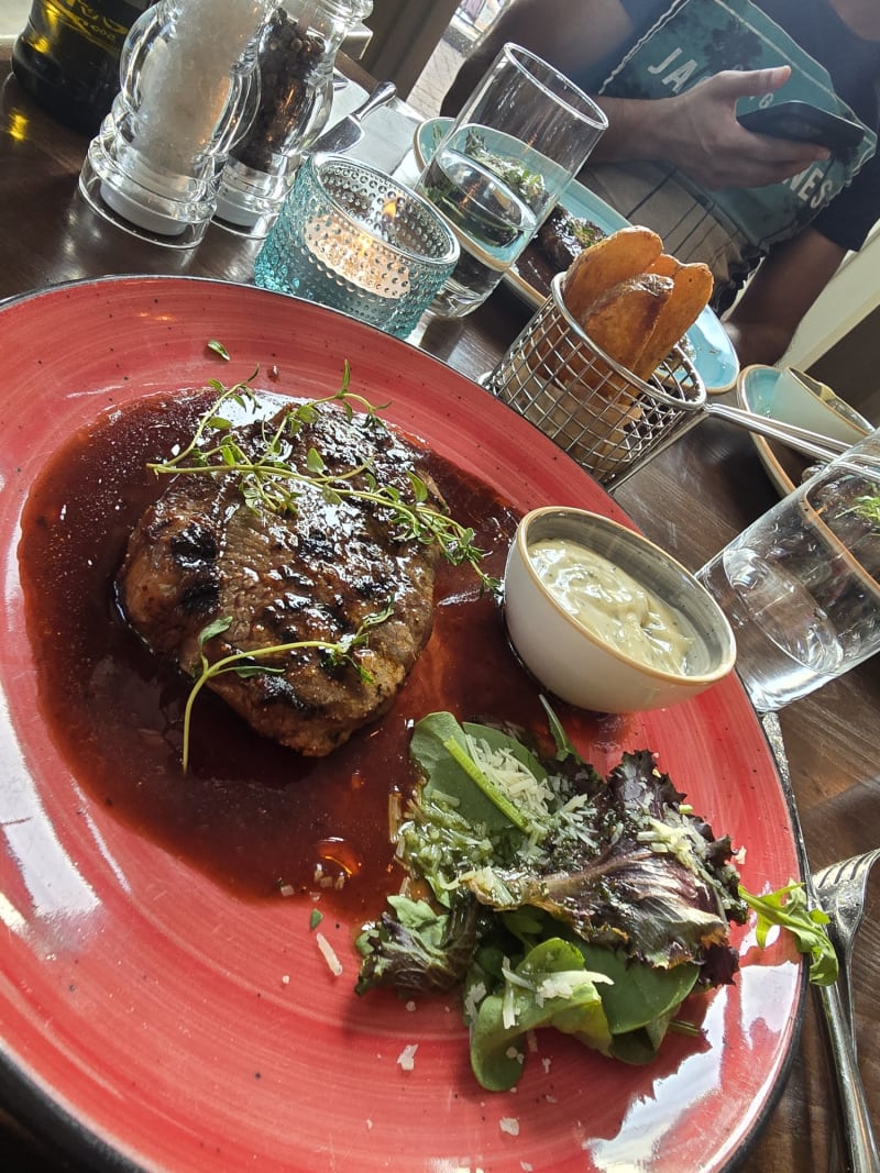 Bryggans Kök & Bar i Stockholm - Restaurangens meny, öppettider, bokning, recensioner samt ...