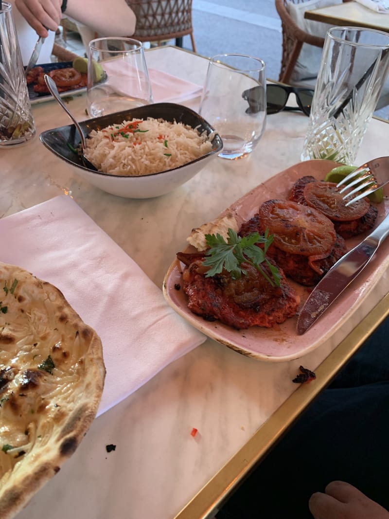 Restaurant Mumbai Café à Cannes - Menu, avis, prix et réservation | TheFork