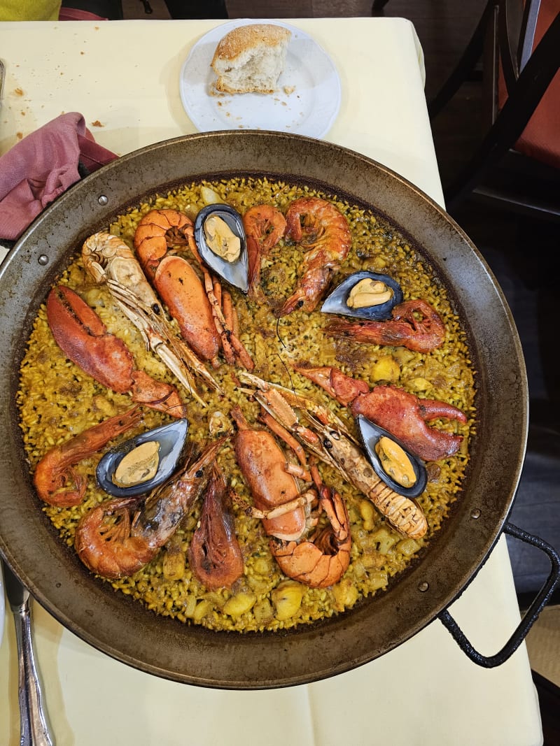 Restaurante La Paella Real en Madrid - Menú 2024, opiniones, precios y ...