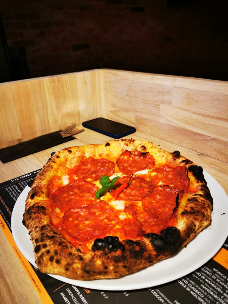Giuseppe's Pizza Forno a Legna in Gent - Menu, openingsuren, adres ...