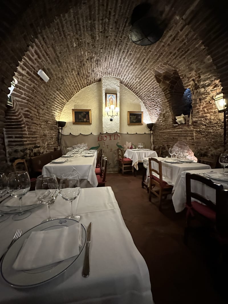 Restaurante Botín en Madrid - Menú 2024, opiniones, precios y reserva ...