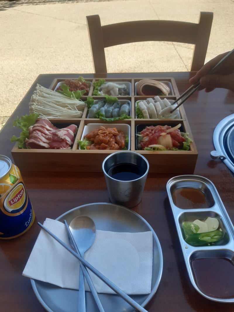 Han Table Barbecue - Expo Store in Lisbon - Restaurant Reviews, Menu ...
