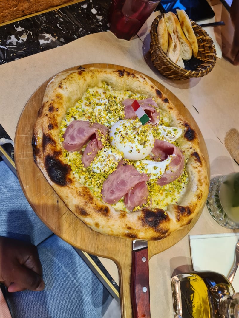 Gusti Gusto in Paris - Restaurant Reviews, Menu and Prices | TheFork