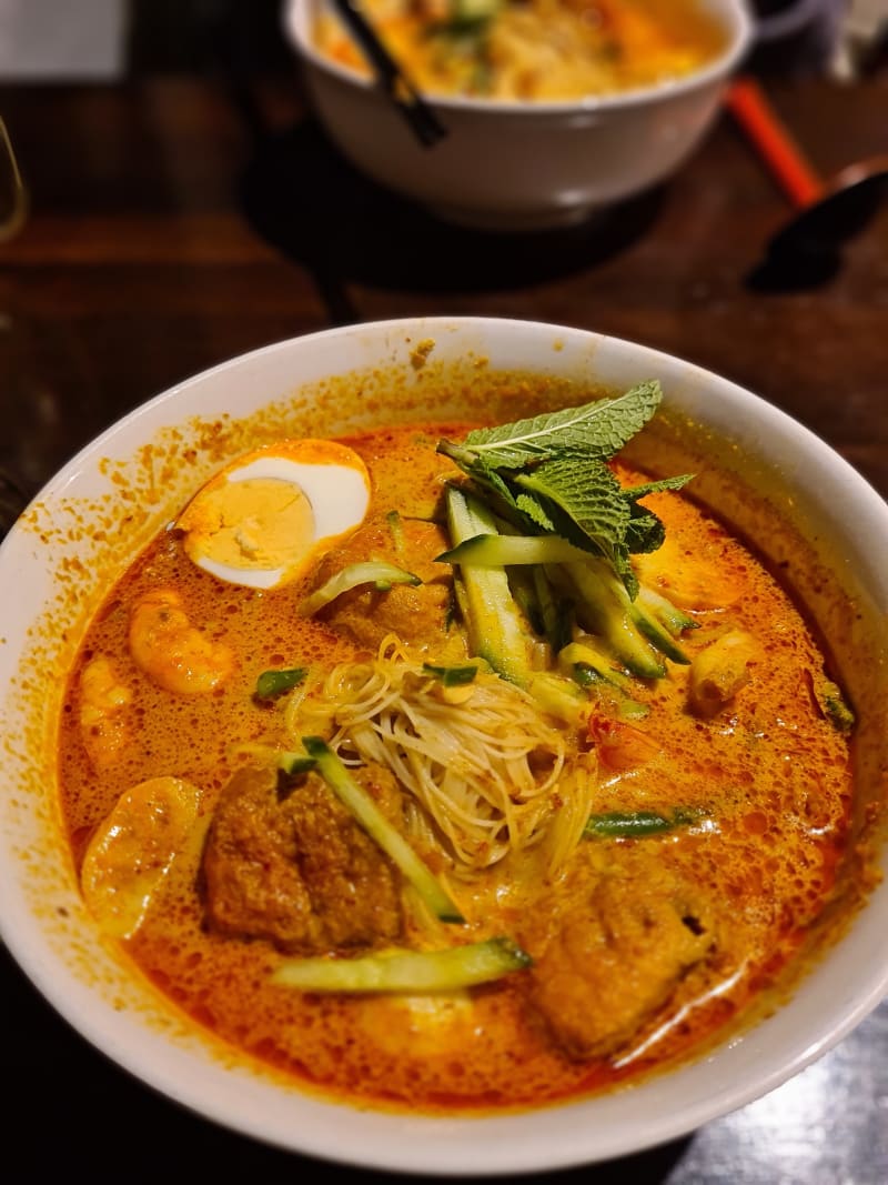 Restaurante Laxsa Soho en Londres - Menú 2024, opiniones, precios y ...