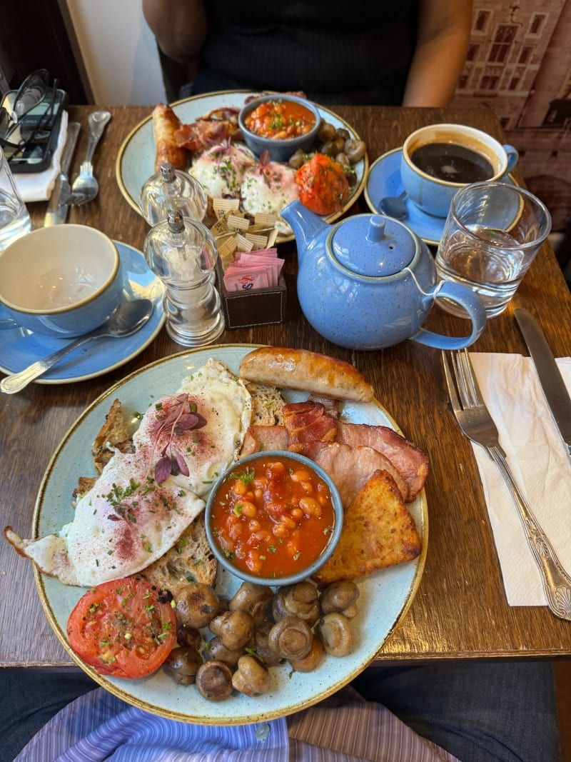 Victoria House Coffee & Food in London - Restaurant Reviews, Menu and ...