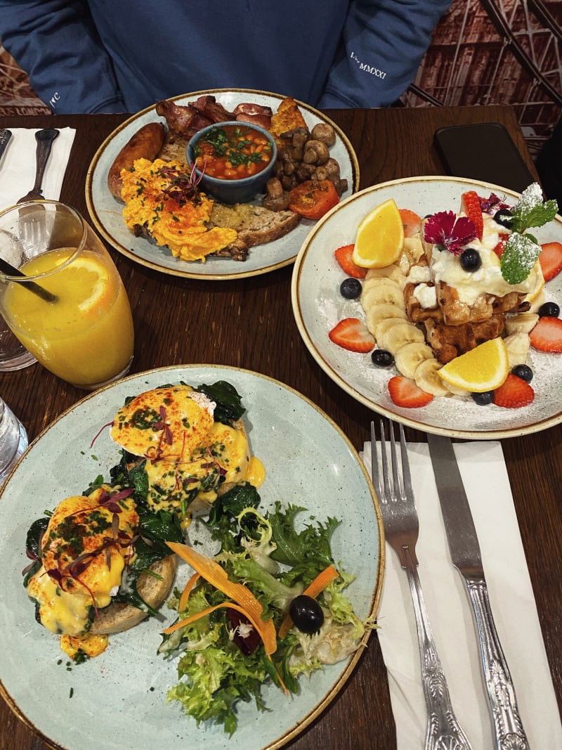 Victoria House Coffee & Food in London - Restaurant Reviews, Menus, and ...