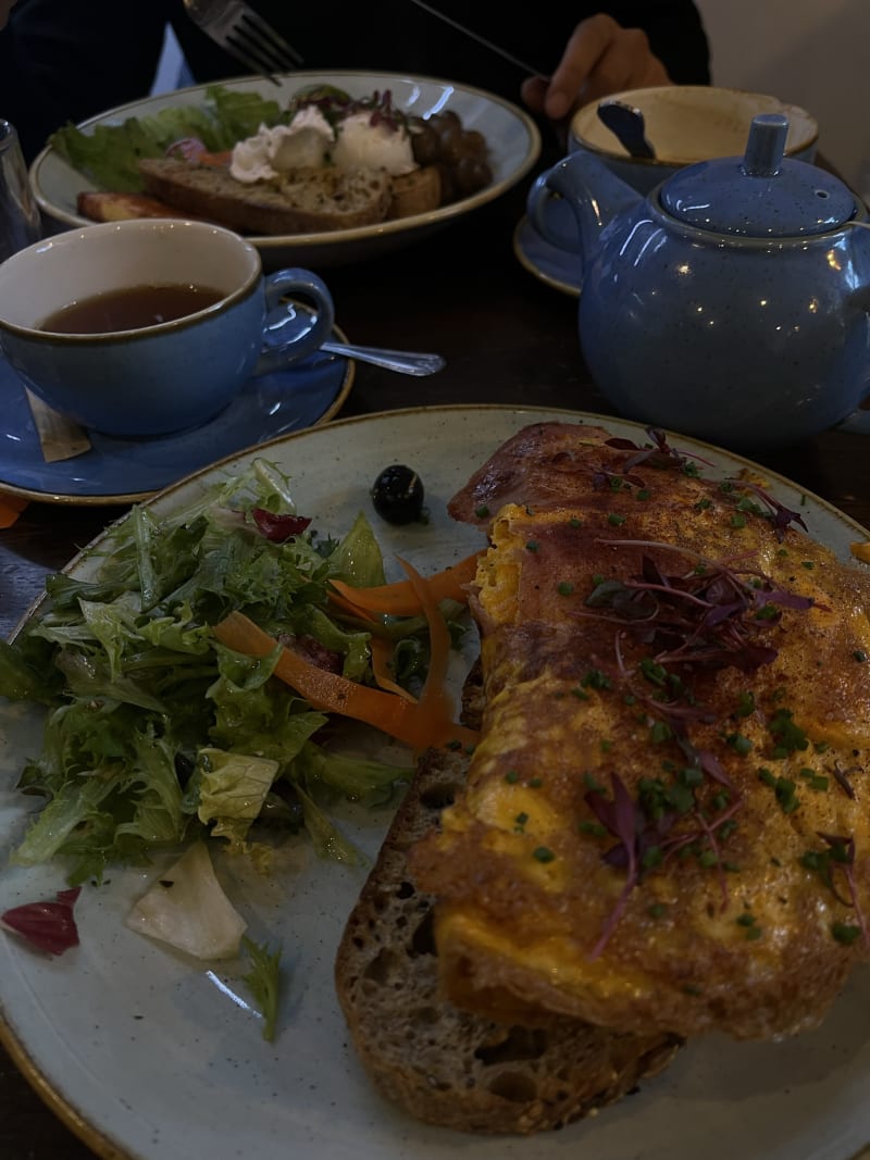 Victoria House Coffee & Food in London - Restaurant Reviews, Menus, and ...