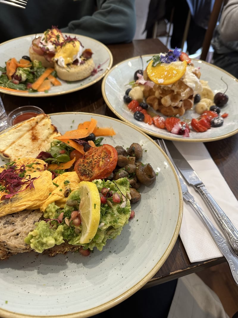 Victoria House Coffee & Food in London - Restaurant Reviews, Menus, and ...
