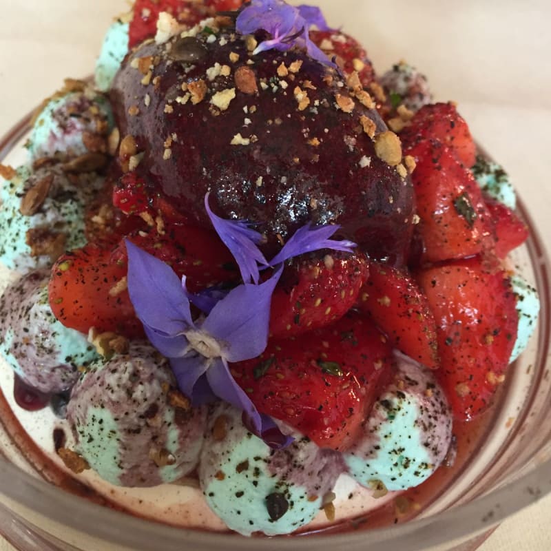 La Toque Blanche in Les Mesnuls - Restaurant Reviews, Menu and Prices ...