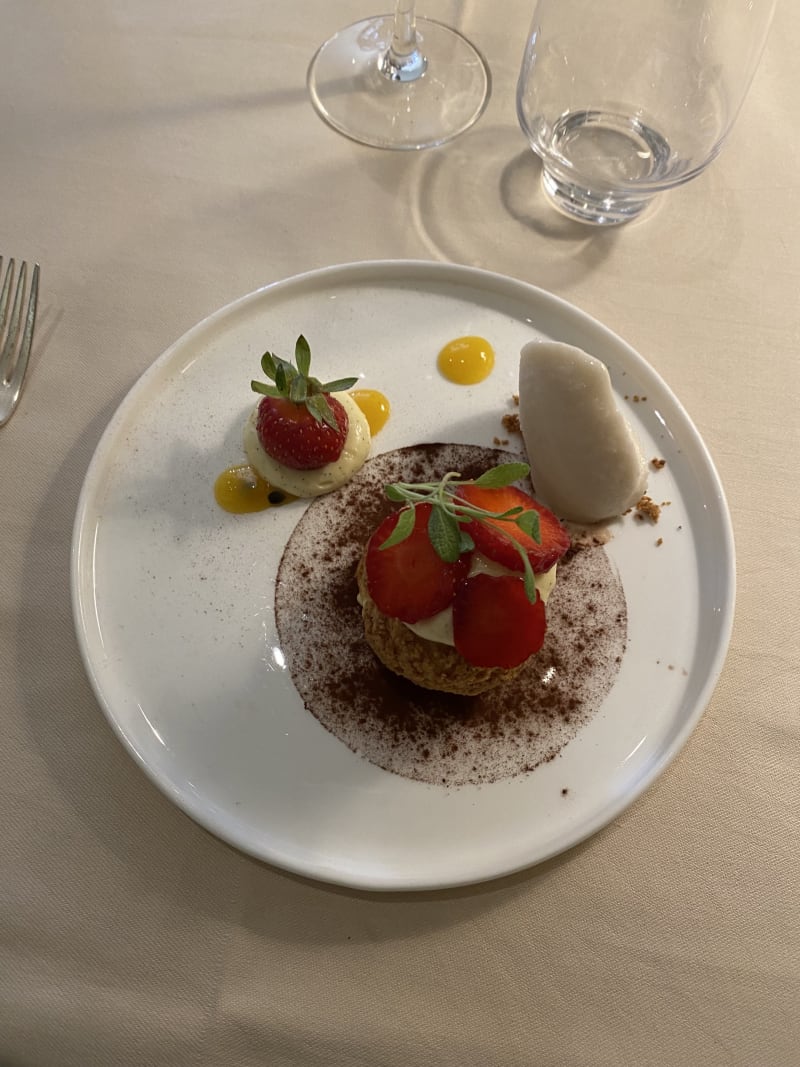 La Toque Blanche in Les Mesnuls - Bewertungen, Speisekarte und Preise ...