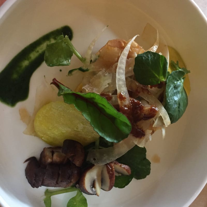 La Toque Blanche in Les Mesnuls - Restaurant Reviews, Menu and Prices ...