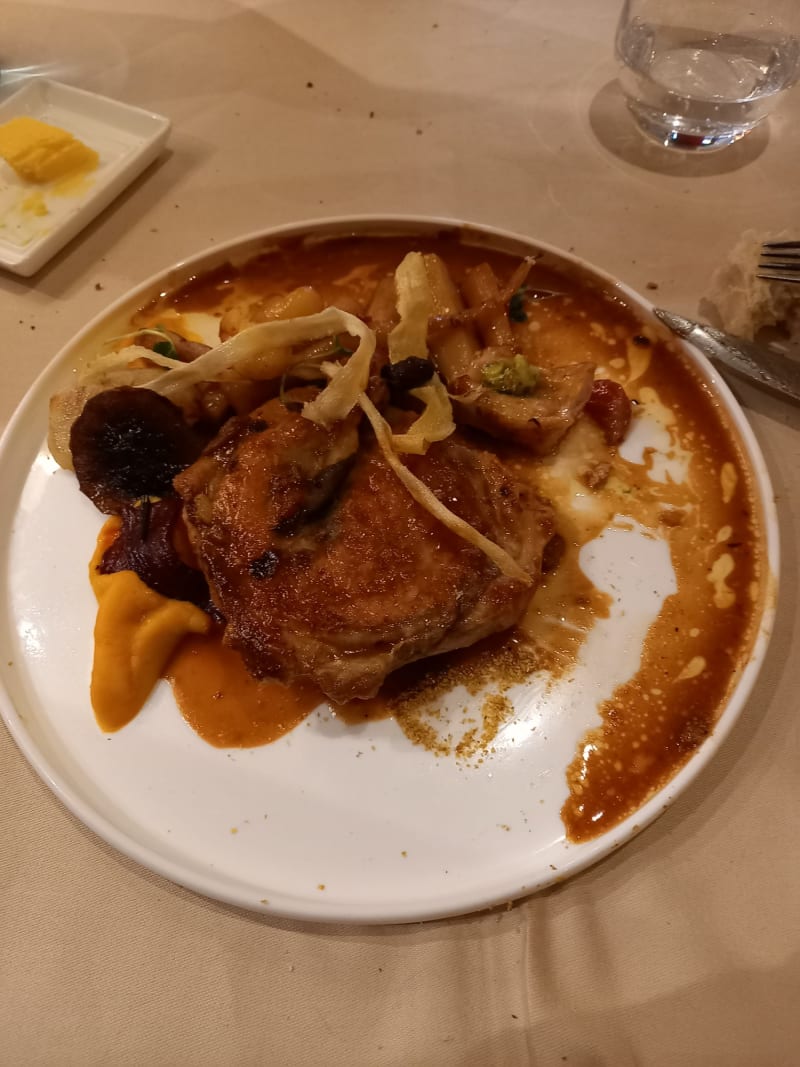 La Toque Blanche in Les Mesnuls - Restaurant Reviews, Menu and Prices ...