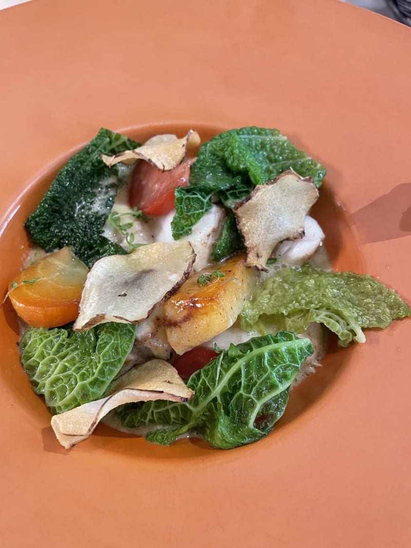 Restaurant La Toque Blanche à Les Mesnuls - Menu, avis, prix et ...