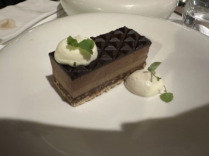 Restaurant Bistro V à Paris - Menu, avis, prix et réservation | TheFork