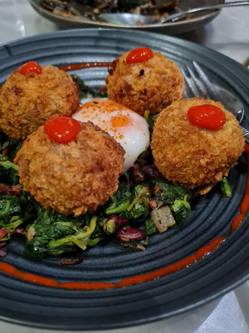 Restaurant Tapper Fine Food and Special Drinks à Paços de Ferreira ...