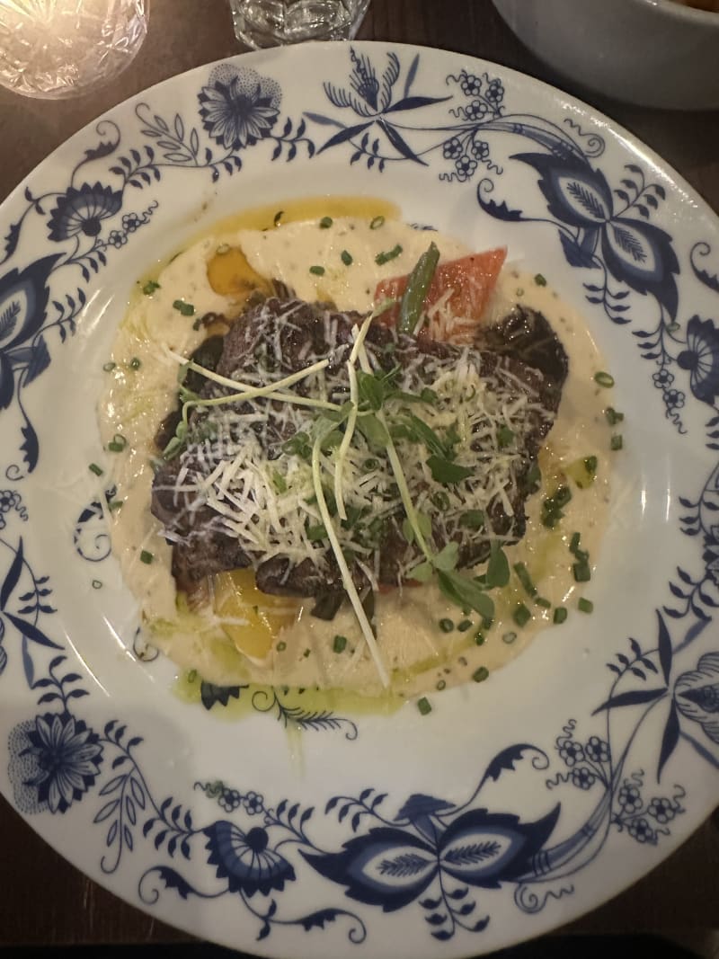 Esperia i Stockholm - Restaurangens meny, öppettider, bokning ...