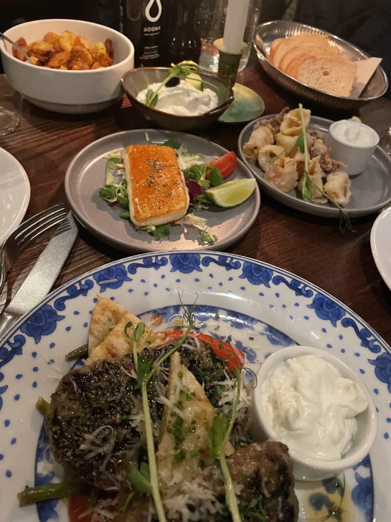Esperia i Stockholm - Restaurangens meny, öppettider, bokning ...