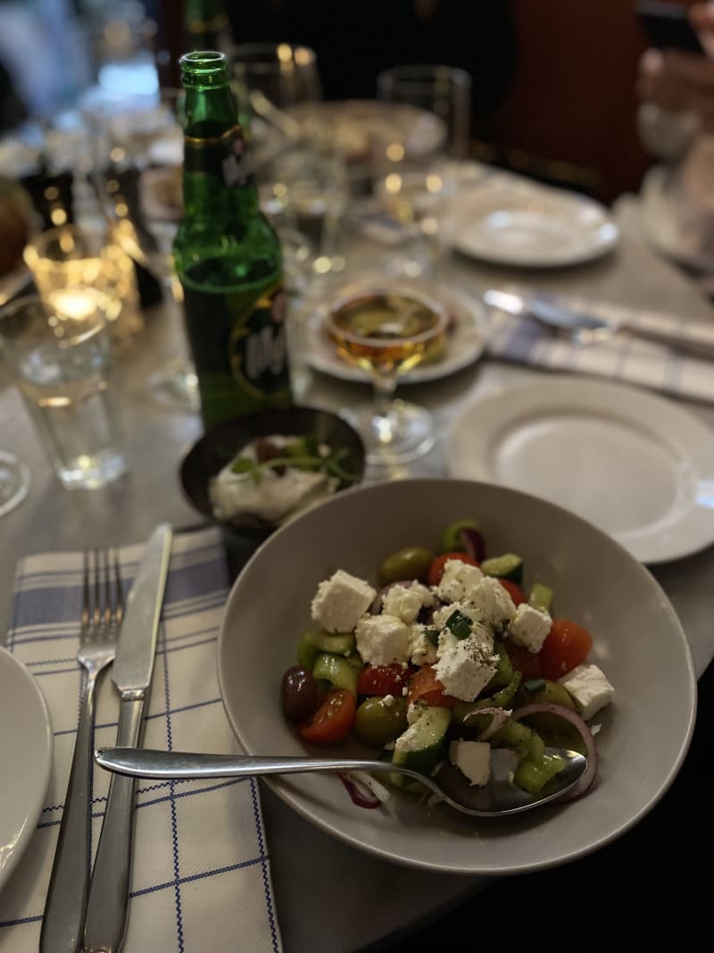 Esperia i Stockholm - Restaurangens meny, öppettider, bokning ...