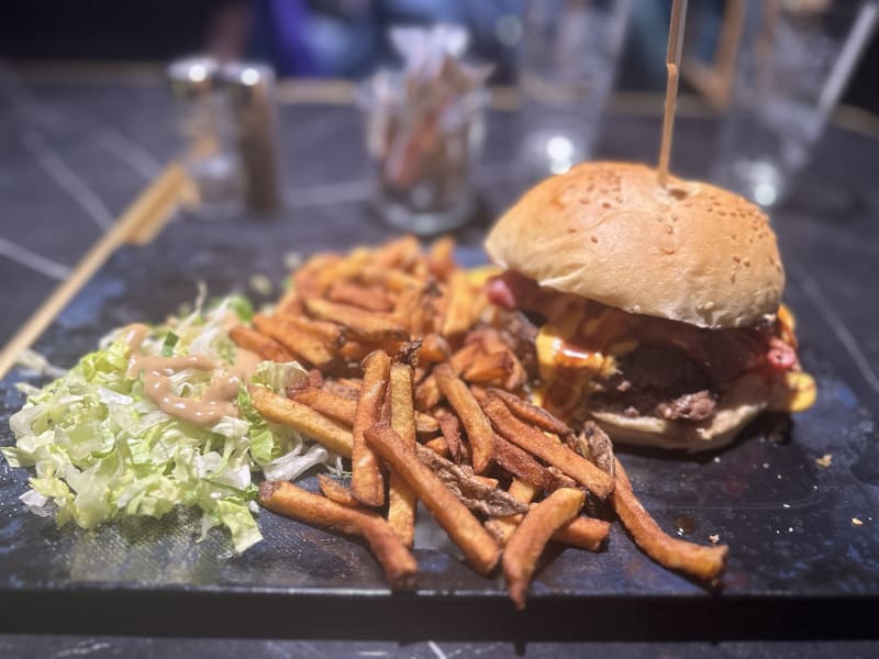 Restaurant Gonzague Burger Lyon à Lyon - Menu, avis, prix et ...