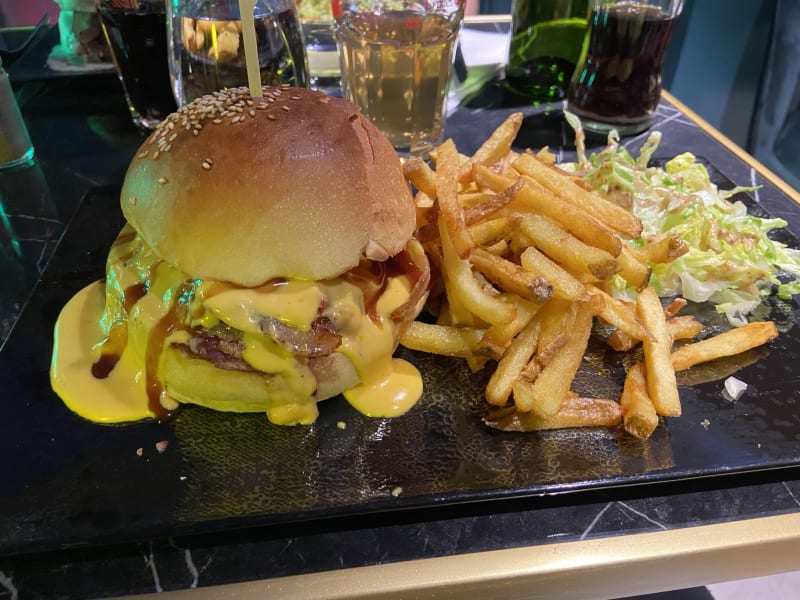 Gonzague Burger Lyon in Lyon - Restaurant Reviews, Menus, and Prices ...
