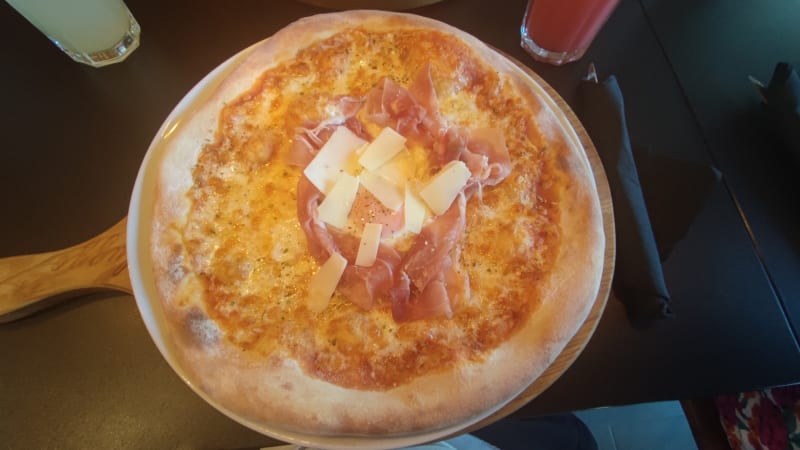 Pizzaria Luzzo Laranjeiras em Lisboa - Preços, menu, morada, reserva e ...