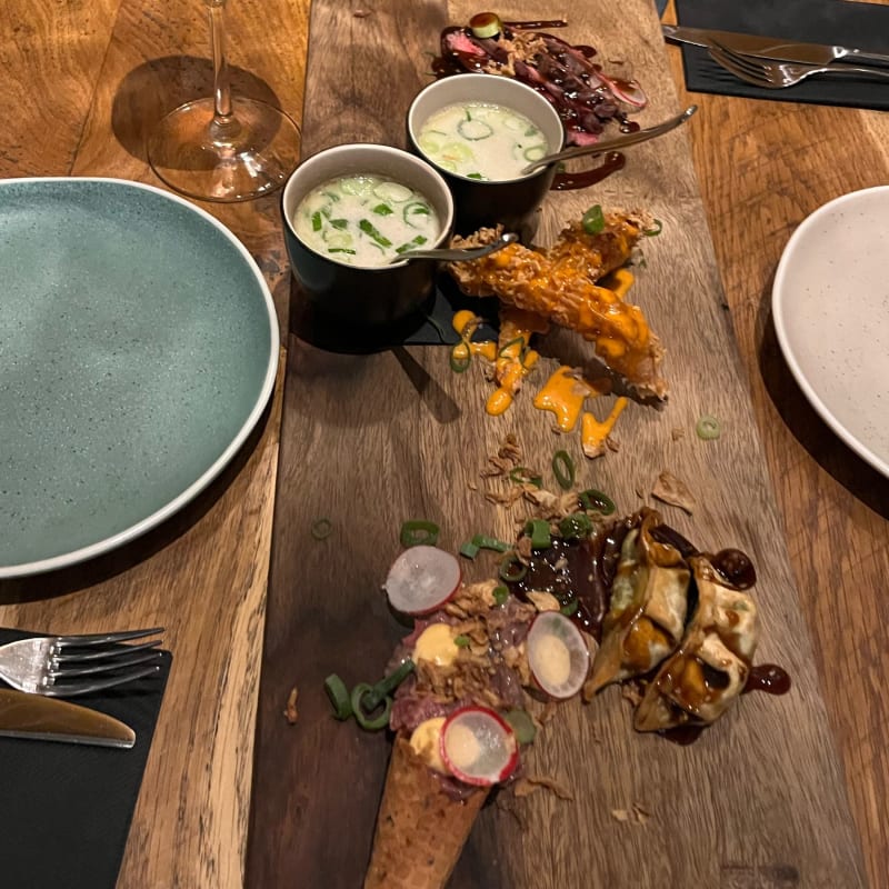 TOTT Talk of the Town in Groningen - Menu, openingstijden, prijzen ...