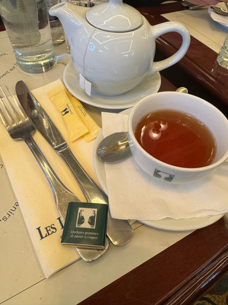 Les Deux Magots in Paris-6E-Arrondissement - Restaurant Reviews, Menu ...