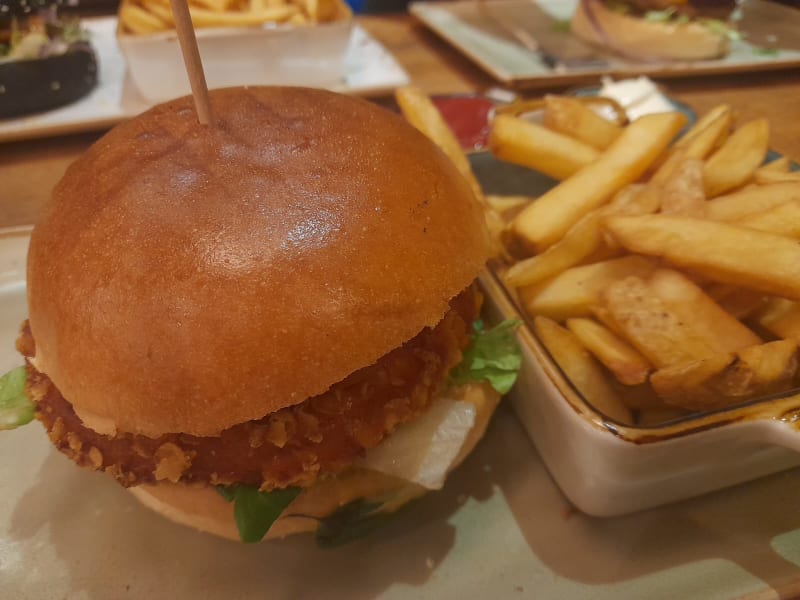 Upper Burger Grill in Berlin - Restaurant Reviews, Menu and Prices ...