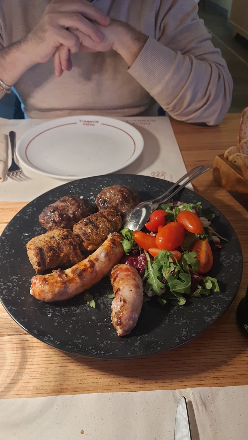 Piazza Scammacca a Catania - Menu, prezzi, immagini, recensioni e ...