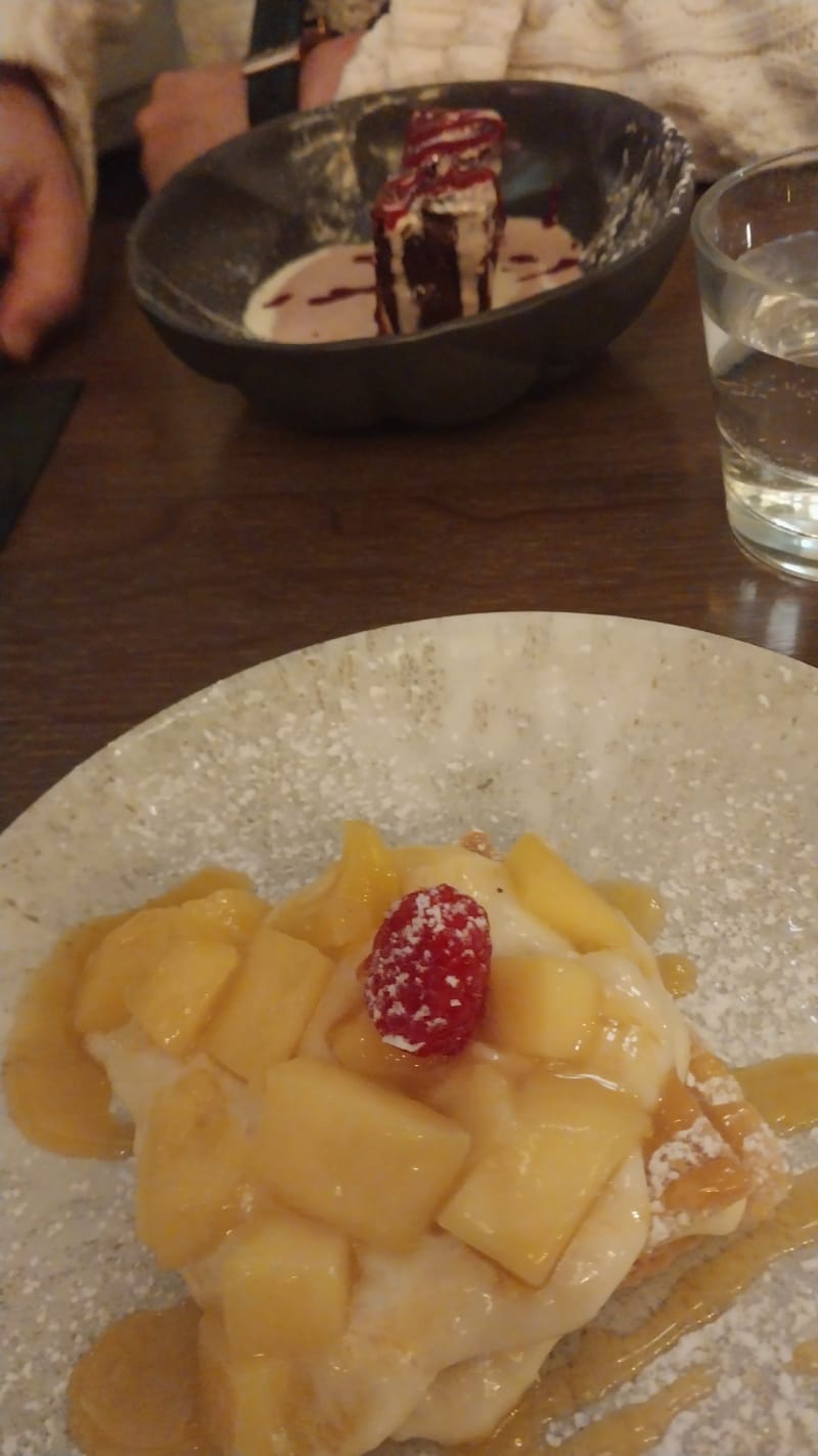 Buron in Paris - Restaurant Reviews, Menu and Prices | TheFork