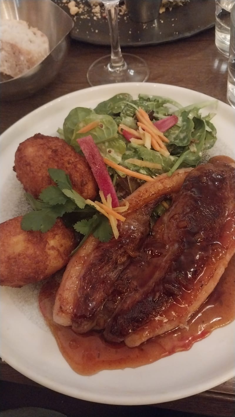 Buron in Paris - Restaurant Reviews, Menu and Prices | TheFork