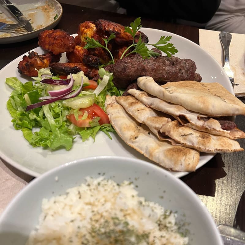 Sannine in Paris - Restaurant Reviews, Menu and Prices | TheFork