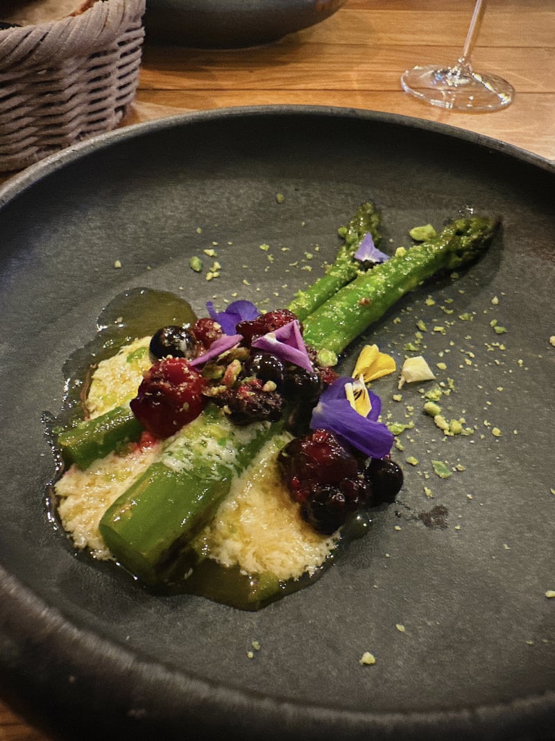 Pierre Sang on Gambey in Paris - Restaurant Reviews, Menu and Prices ...