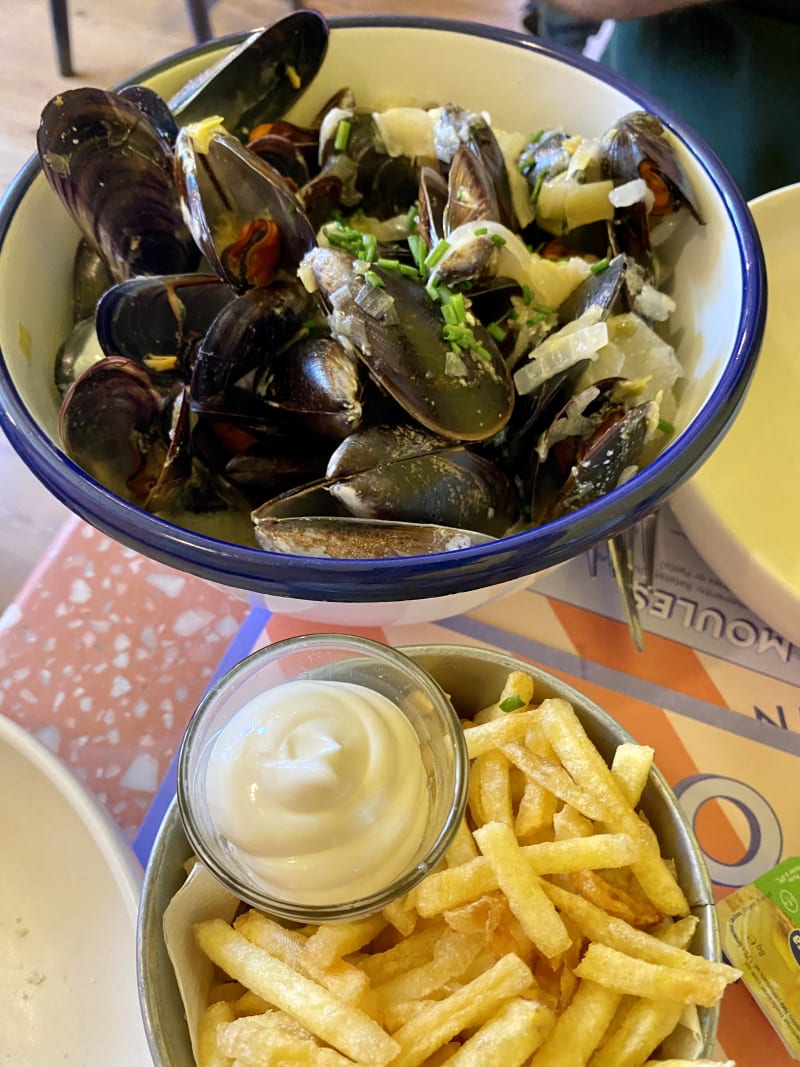 Moules & Gin Lisboa in Lisbon - Restaurant Reviews, Menus, and Prices ...