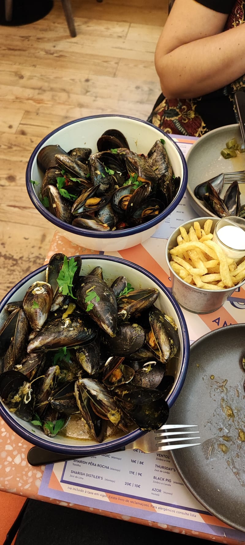 Moules & Gin Lisboa in Lisbon - Restaurant Reviews, Menu and Prices ...