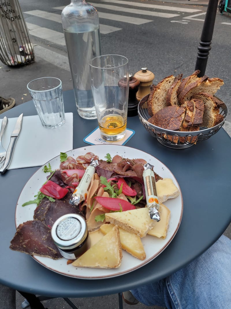 Restaurante La maison bleue en Paris - Menú 2022, opiniones, precios y ...