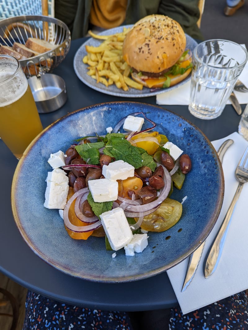 Restaurante La maison bleue en Paris - Menú 2024, opiniones, precios y ...