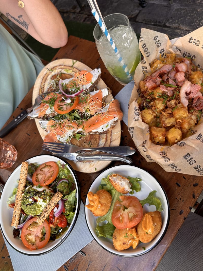 Big Bro in Aix-en-Provence - Restaurant Reviews, Menus, and Prices ...