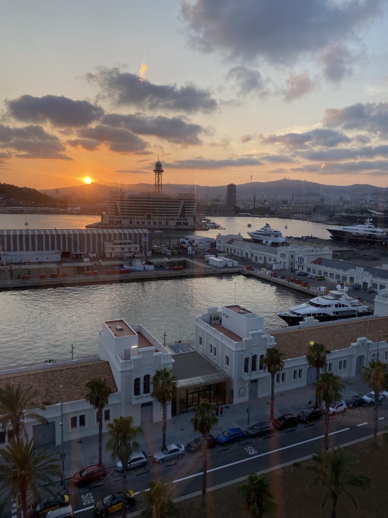 Restaurante Azul Rooftop Barceloneta en Barcelona - Menú 2024 ...