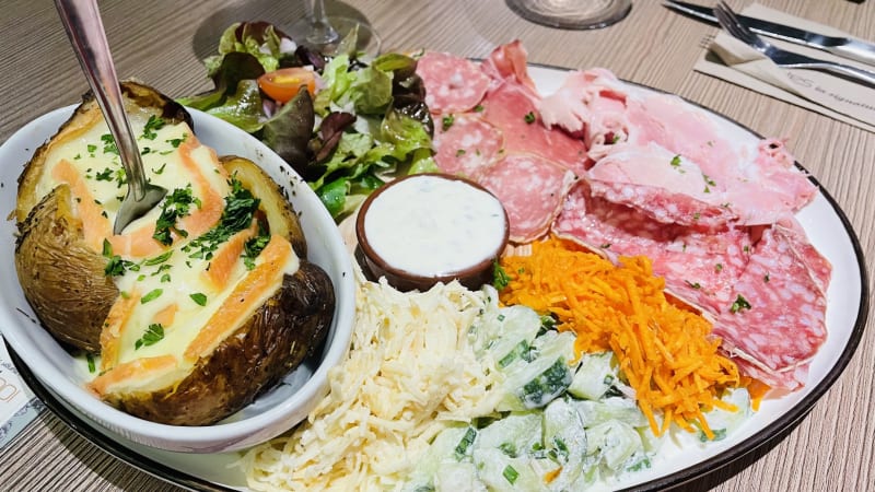 La Brasserie 100 Patates in Nantes - Restaurant Reviews, Menus, and ...