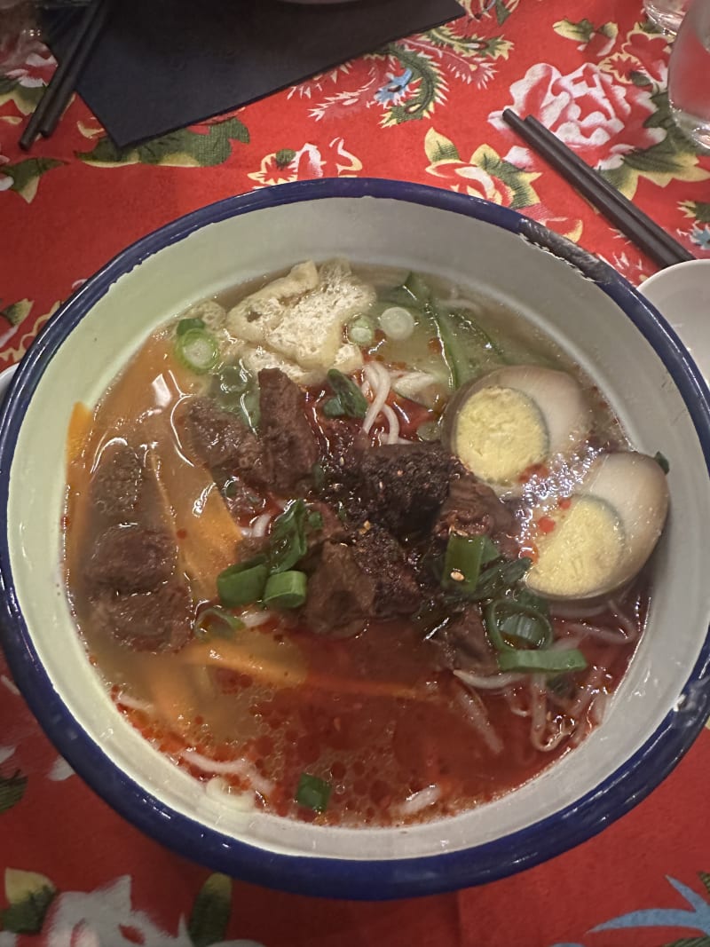 Restaurant Les Petites Cocottes de Mian Fan à Paris - Menu, avis, prix ...