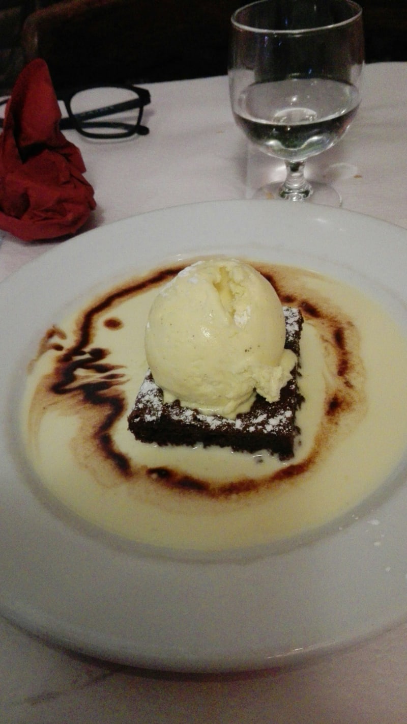 Restaurant Café Med à Paris - Menu, avis, prix et réservation | TheFork