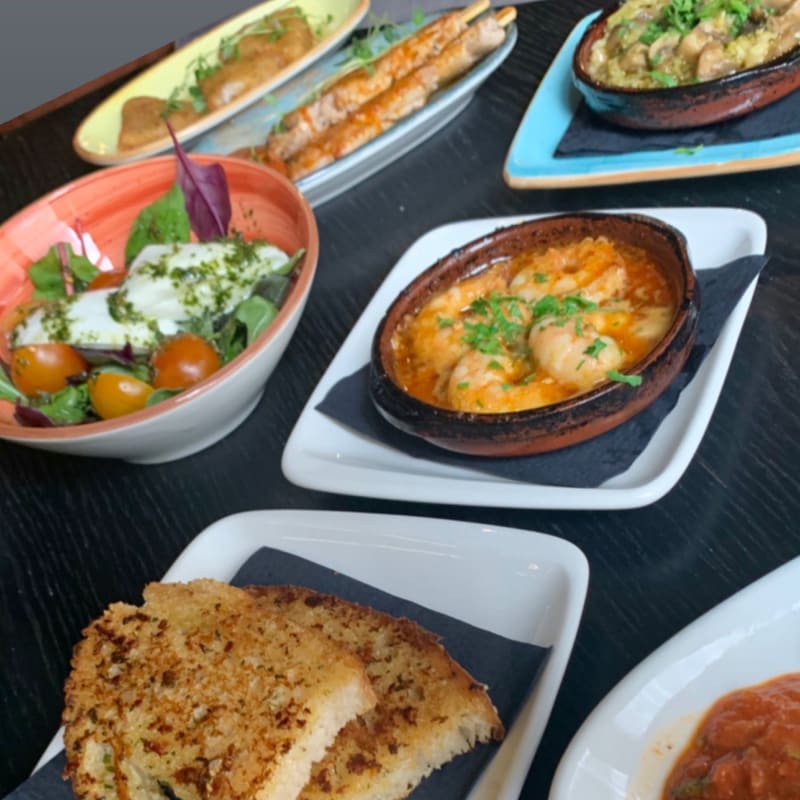 Caliente Tapasbar City i Stockholm - Restaurangens meny, öppettider, bokning, recensioner samt ...