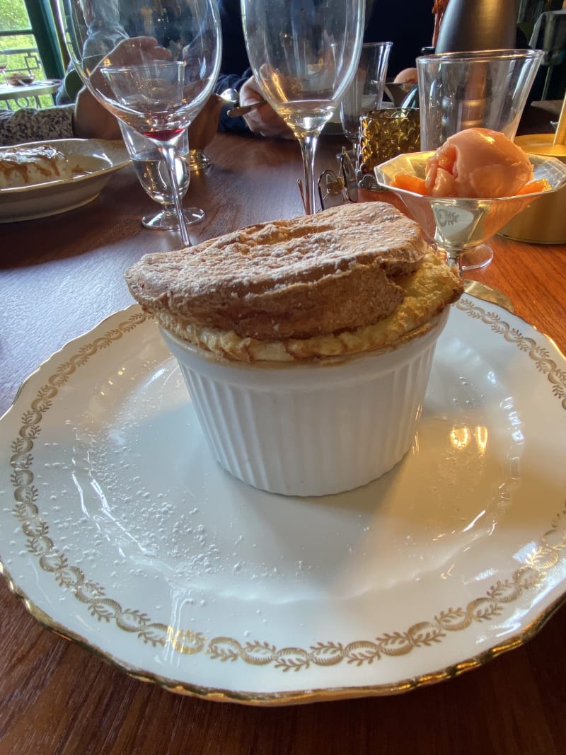 Restaurant Augustine - La Table du Château à Maffliers - Menu, avis ...