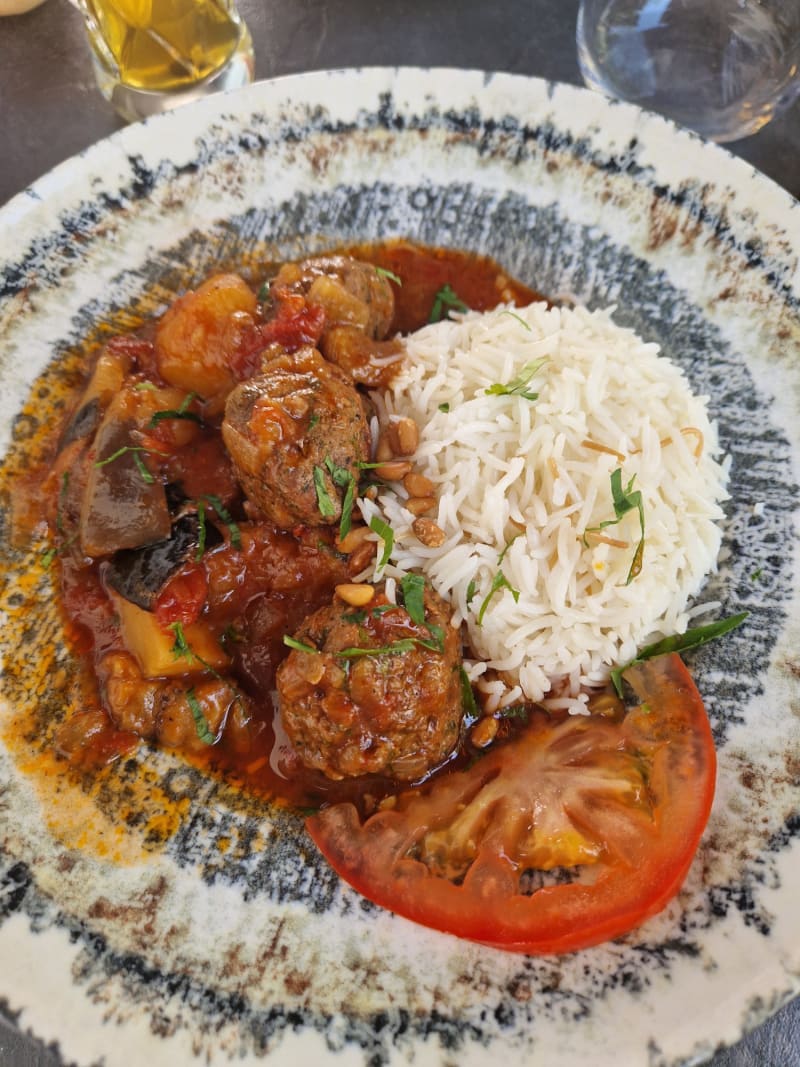 Les Trois Phéniciens - Champel à Genève - Menu, avis, prix et ...